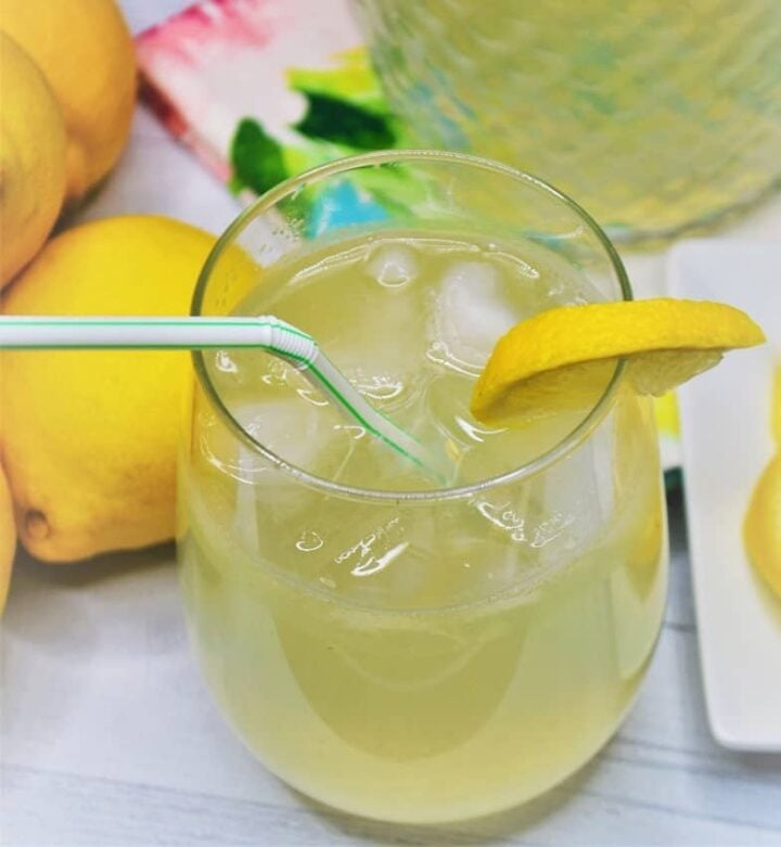 Homemade Lemonade Recipe - Jersey Girl Cooks