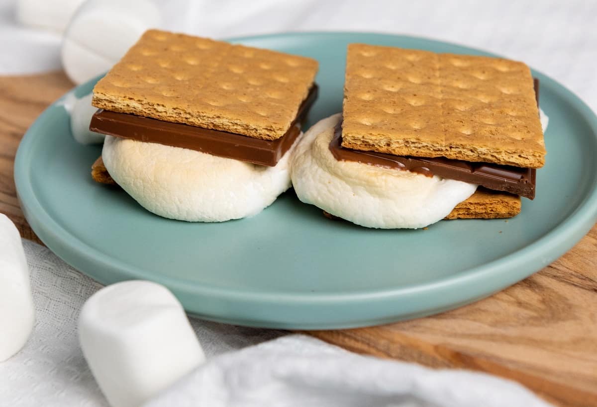 Air Fryer Smores - Jersey Girl Cooks