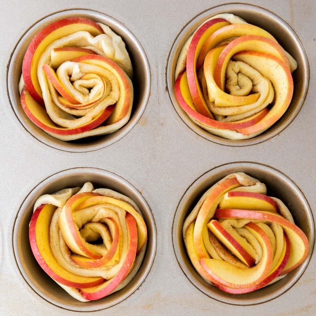 How to Make Puff Pastry Apple Roses - (Easy Recipe)