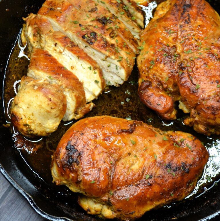 Easy One-Pan Cast Iron Skillet Chicken Breasts